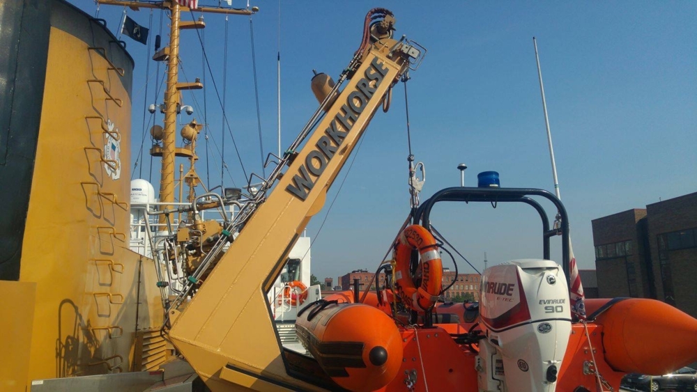 Single Point Davits - FMD